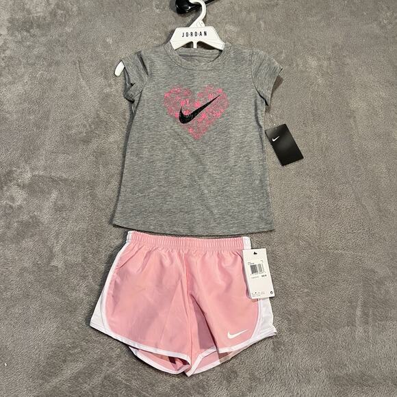 Nike | Matching Sets | Nike Outfit Set Girls 6 Grey Pink Heart Shirt ...